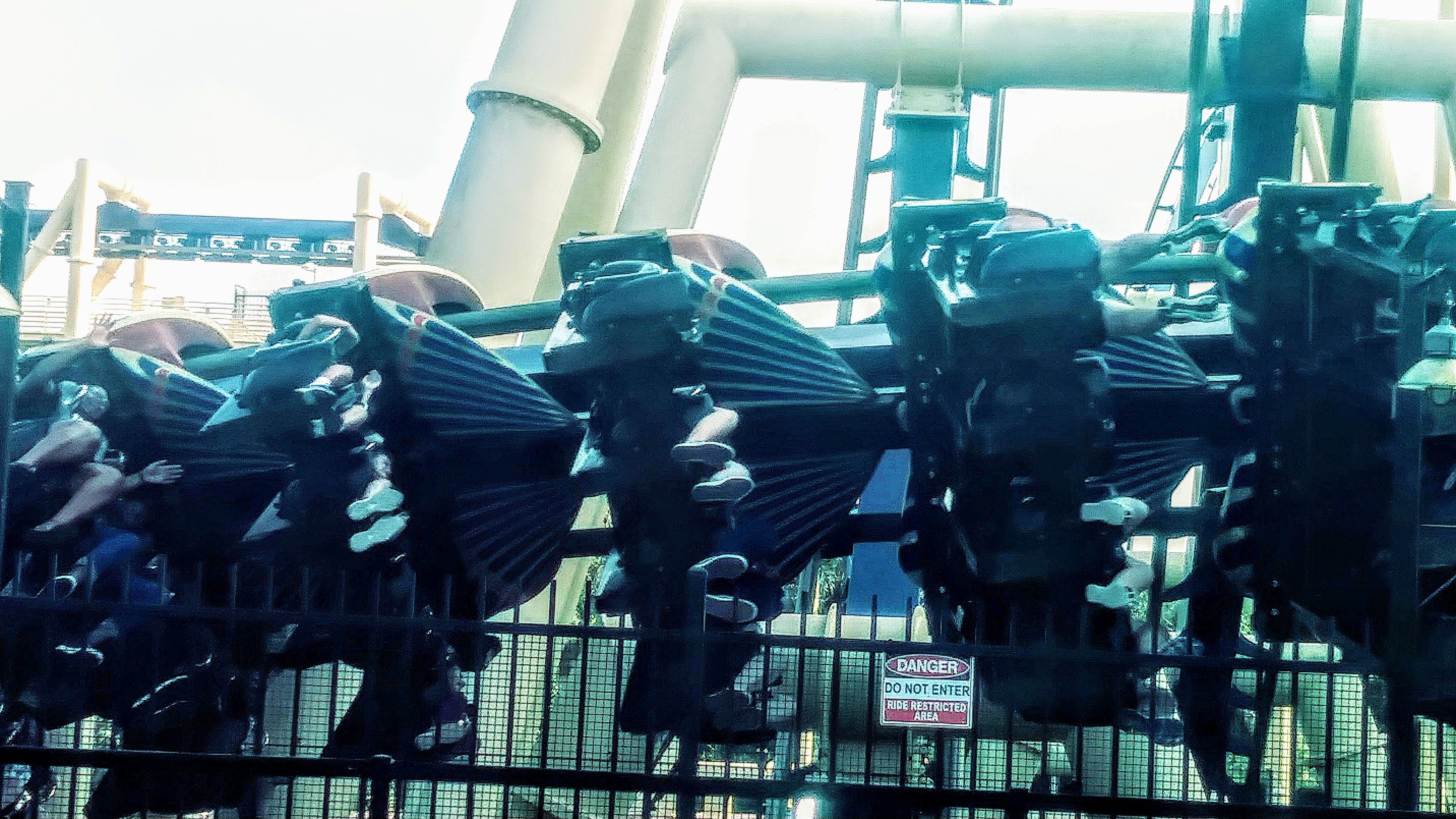 Showdown: Montu vs Banshee – Coaster Critic