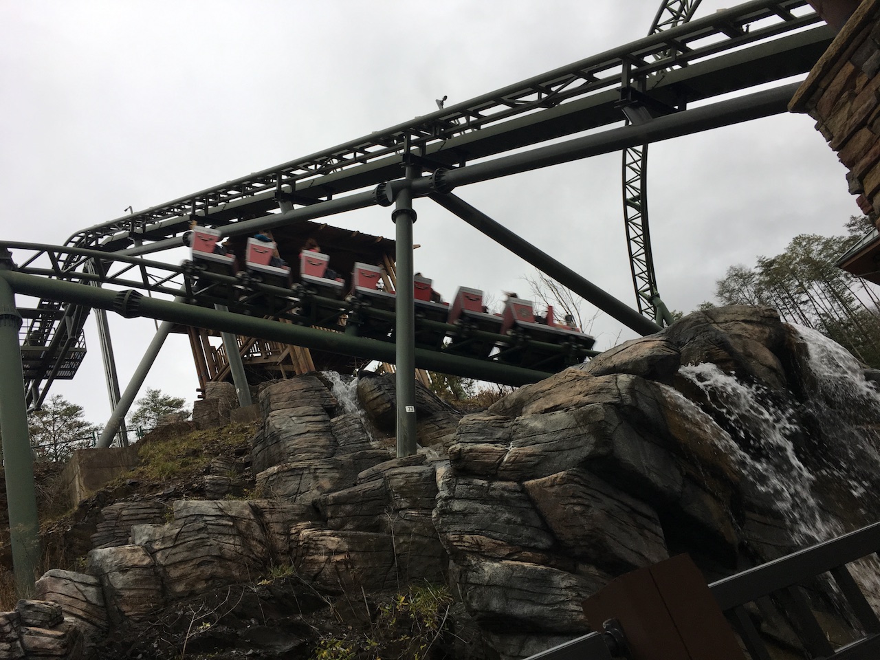 Review: FireChaser Express at Dollywood – Coaster Critic