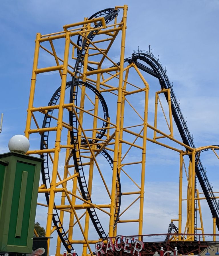 Steel Curtain: Review – Coaster Critic