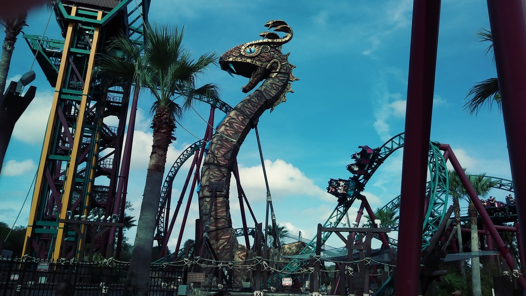 Review: Cobra’s Curse – Coaster Critic