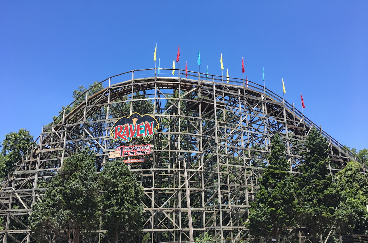Review: The Raven at Holiday World – Coaster Critic